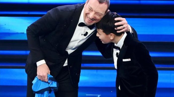 Mario Di Leva a Sanremo orgoglio di Napoli: è già una star - Ottopagine ...