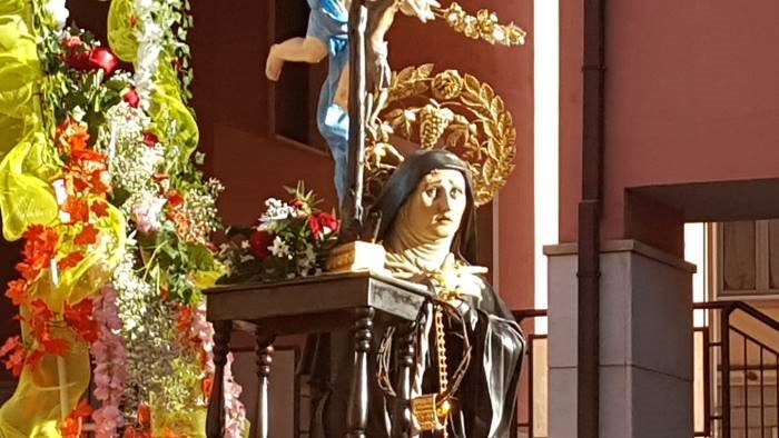 Rose e tanta devozione, dopo due anni Santa Rita torna alla normalità ...